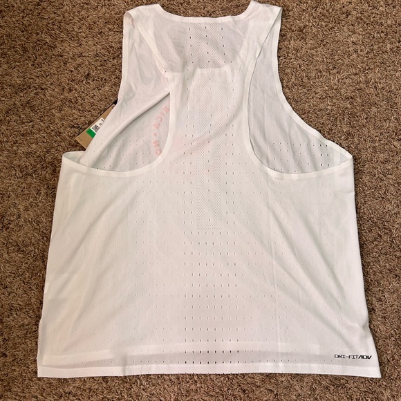 Nike | Shirts | Nwt Nike Chicago Marathon 223 Aeroswift Running Singlet ...